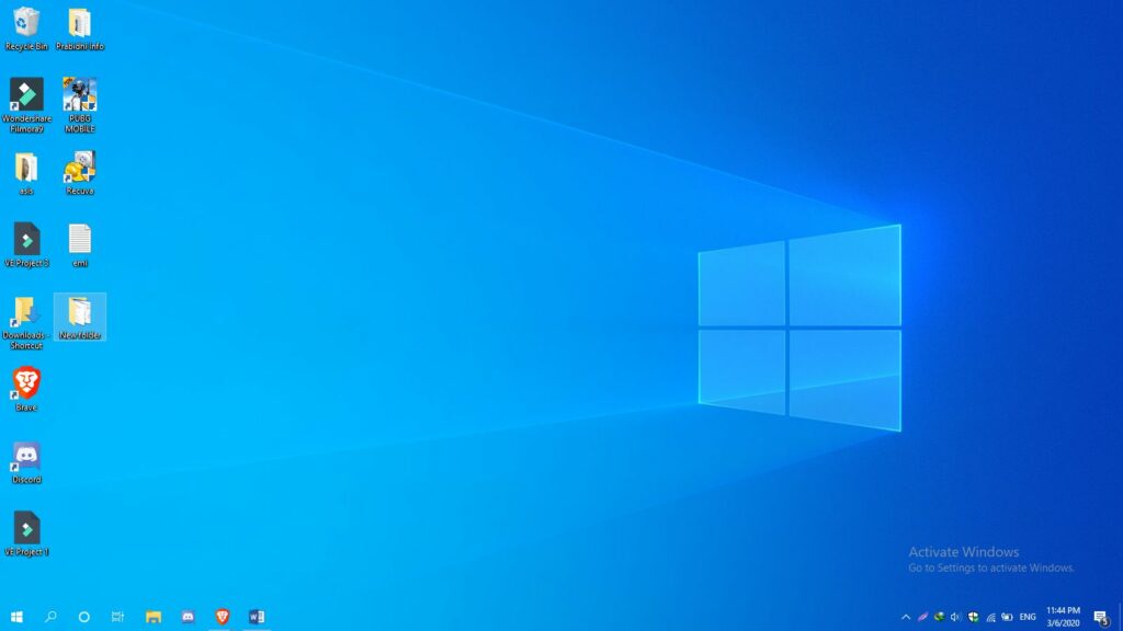 How to increase Windows 10 Taskbar transparency